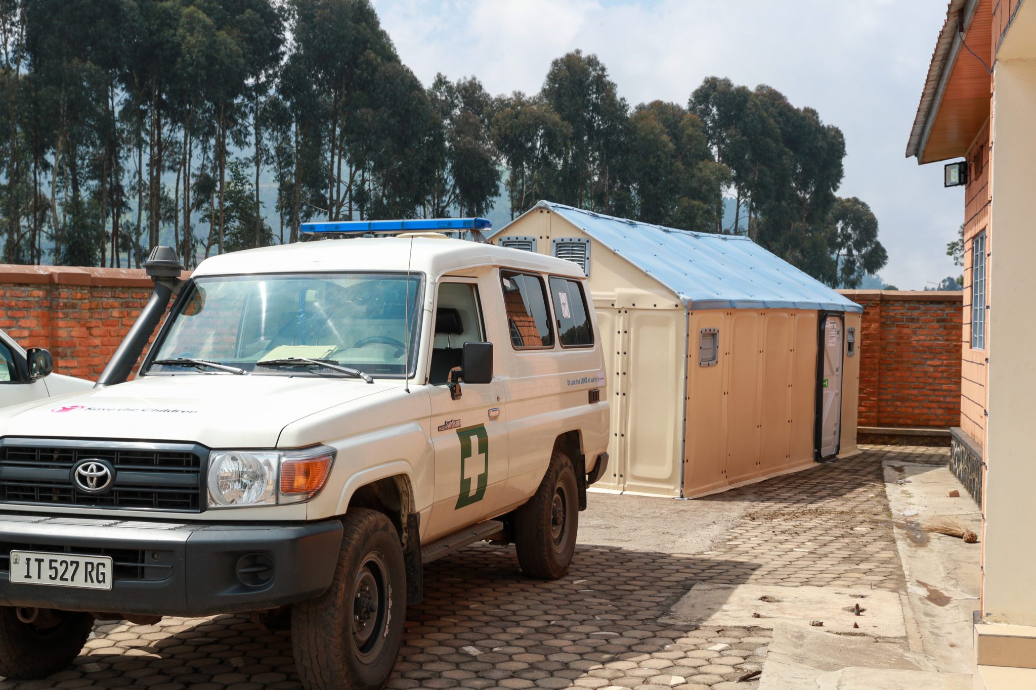 Hosting influx of refugee arrivals from DRC at new transit site in ...